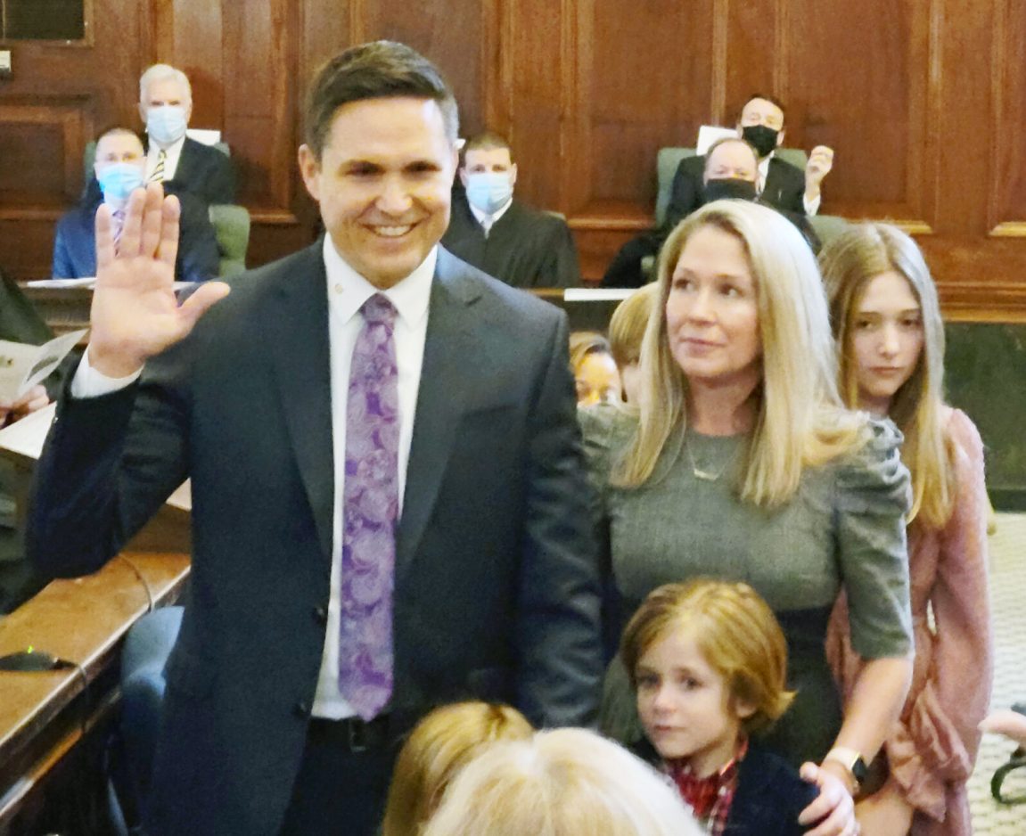 Pettit takes bench as Washington County’s newest judge - Observer-Reporter